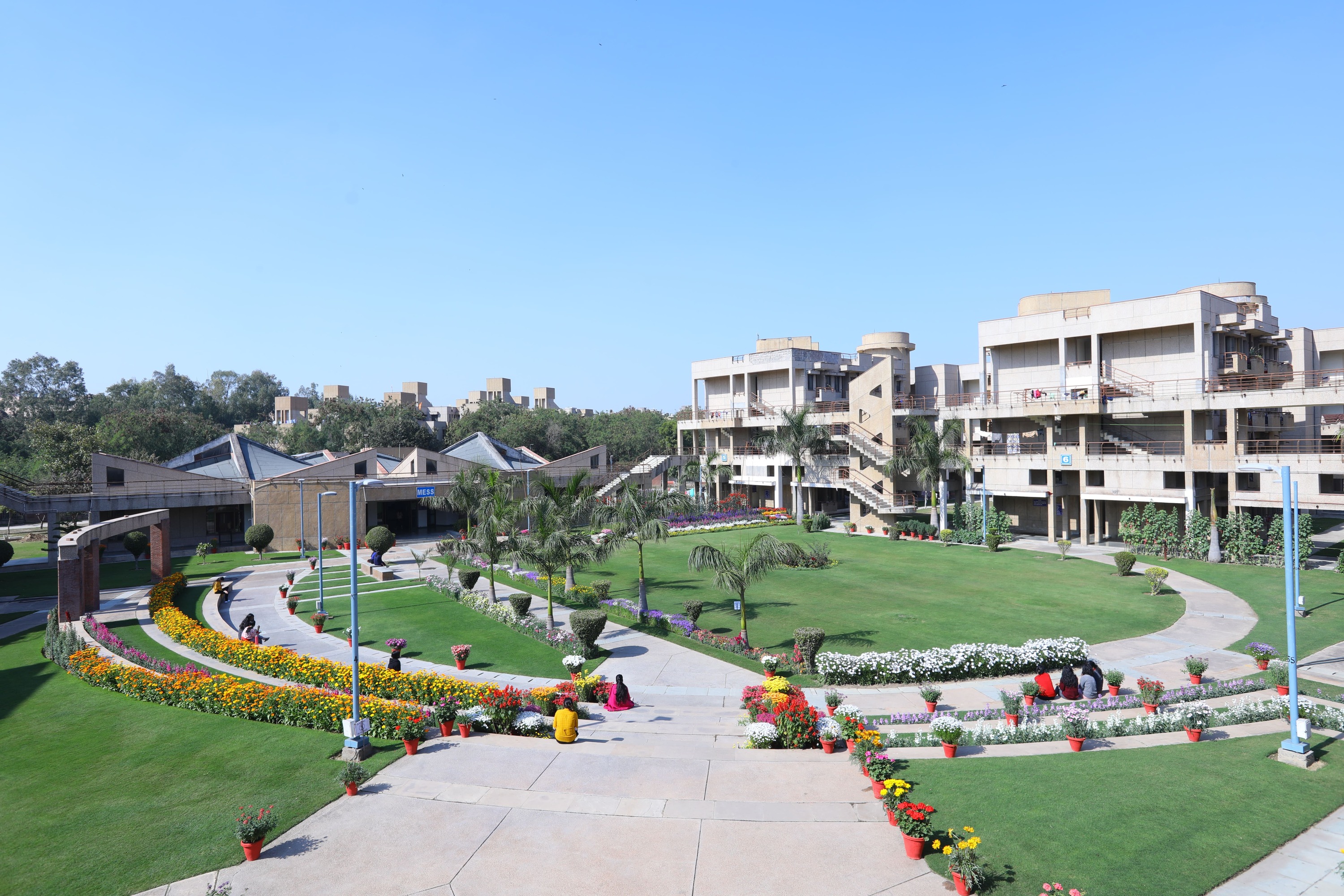 Home [www.rghg.du.ac.in]